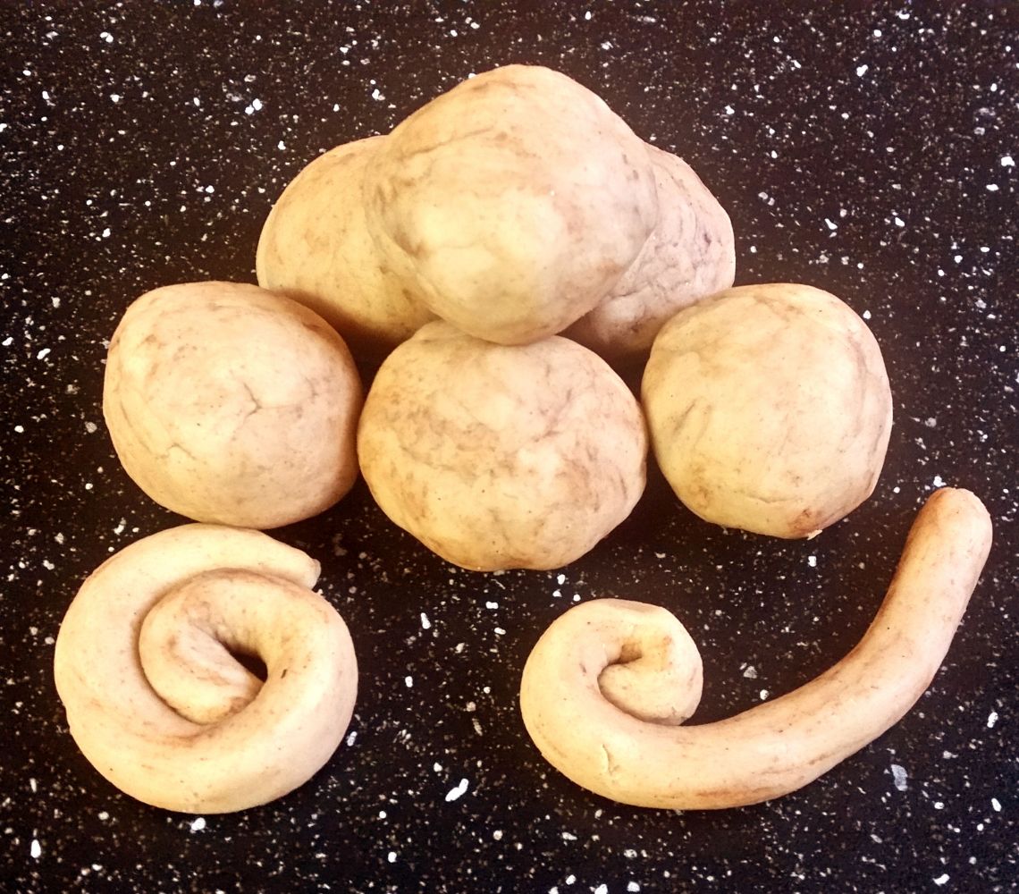 Vanilla Cinnamon Scented Play Dough | Simple Toddler Recipes